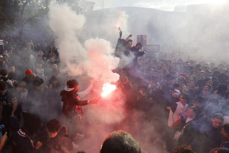 Champions League - Meer dan 8.000 politieagenten moeten PSG-fans ...
