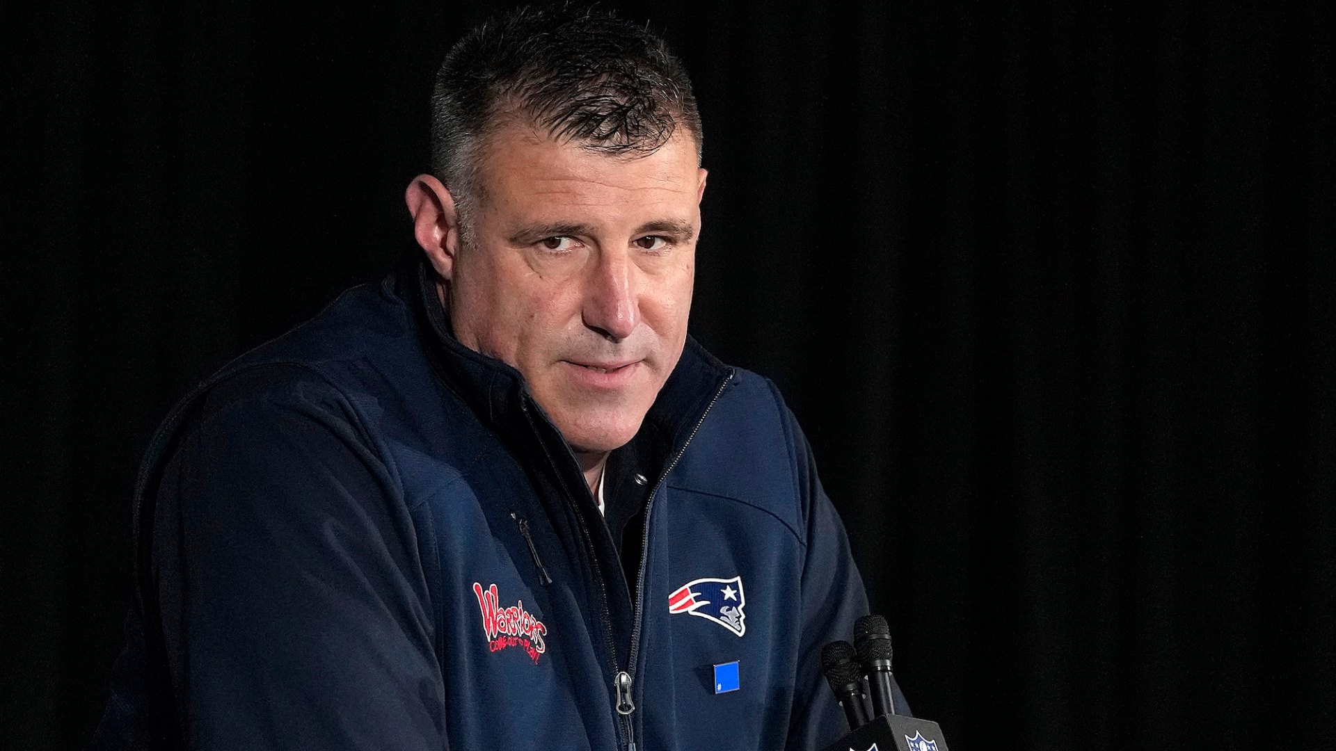 Patriots' Mike Vrabel hints at more time away amid Dianna Russini scandal