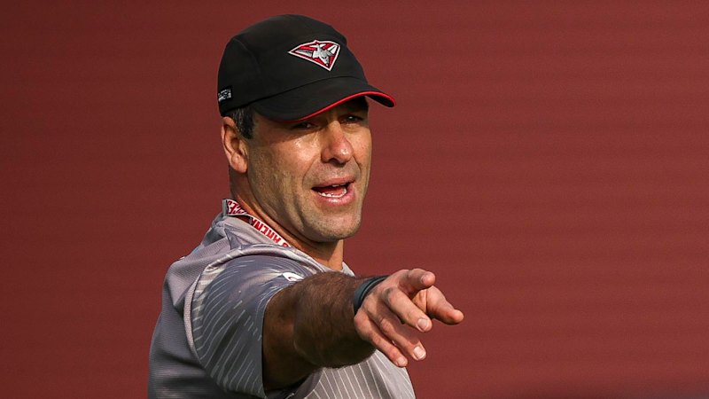Not one bit: Dean Solomon denies behind-the-scenes Scott talks at Essendon