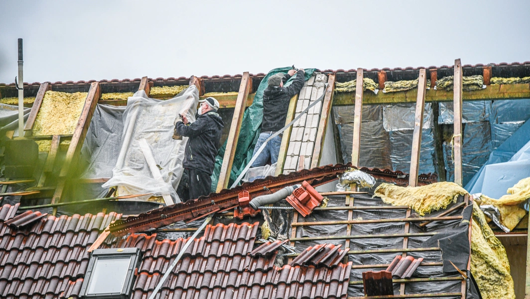 Smart roofing tips every homeowner should know
