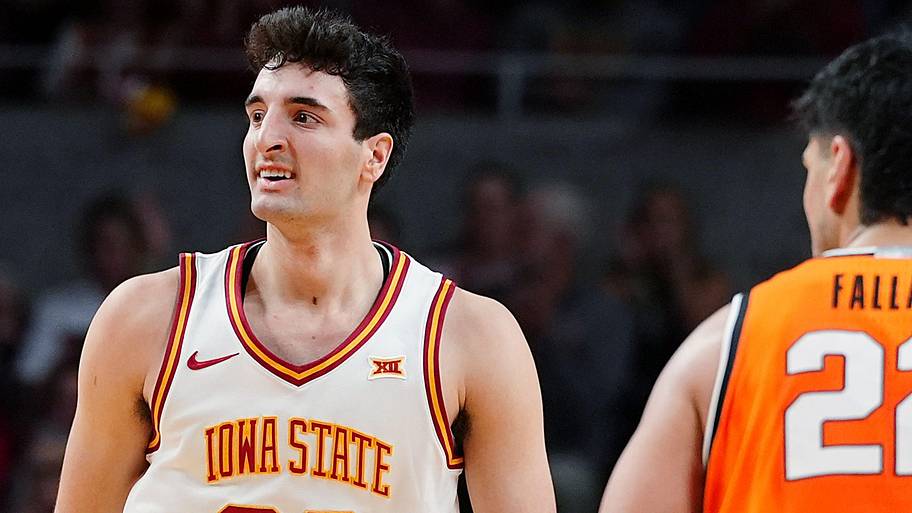 Milan Momcilovic officially returns to college with Kentucky in hot ...