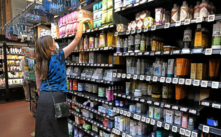Park Slope Food Coop rips Israeli products from store hours after ...