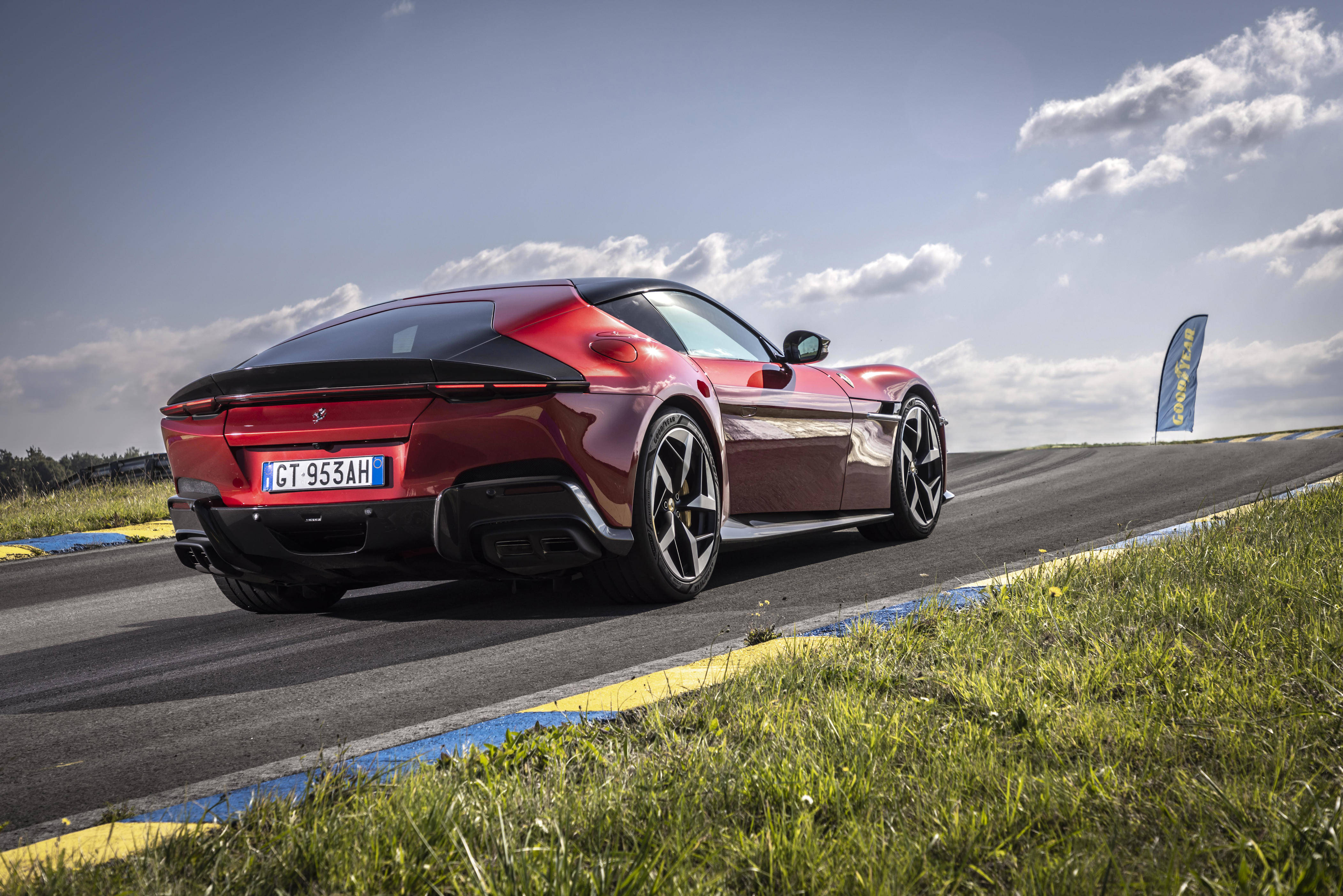 Ferrari reintroducing manual transmission despite electrification push
