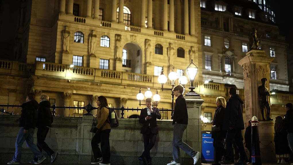 High street banks lift one-year ISA rates to 4.55%