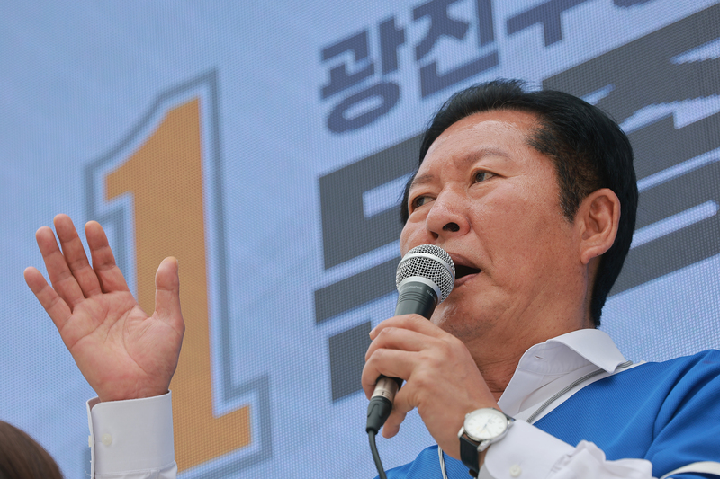 정청래 "윤 어게인 모자라 박근혜 어게인?"