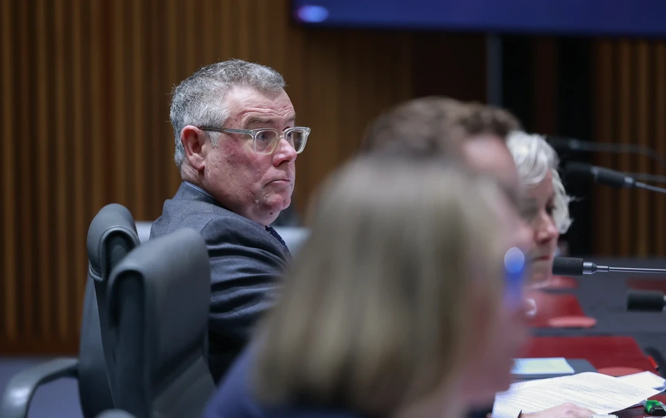 Federal environment minister faces court over NT land clearing