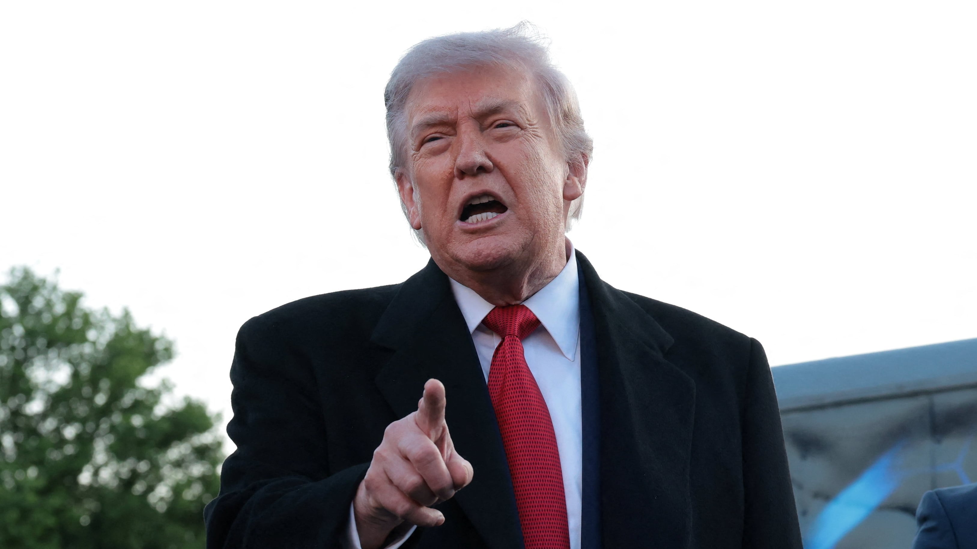 Trump defends economic record in overnight Truth Social post