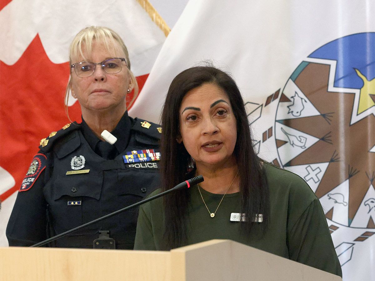 Calgary police first to use real-time translation tool on body-worn cameras