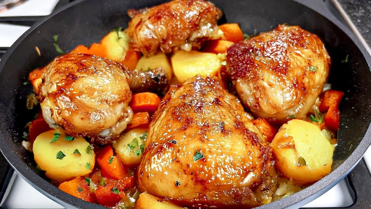 Ultra juicy garlic butter chicken thighs easy one-pan dinner recipe