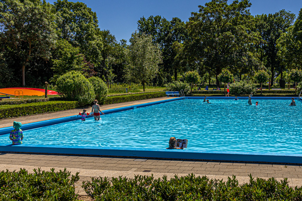 Opnieuw 28 graden mogelijk, morgen kans op zware onweersbuien