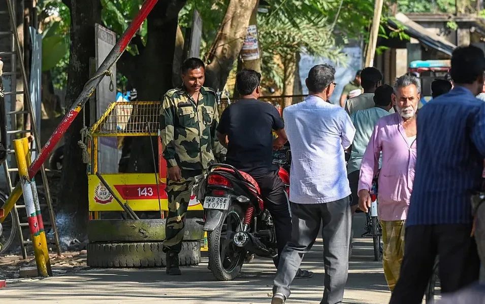 Bengal hands 142 acres to BSF as deportations rise