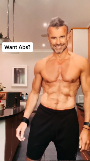 How to strengthen your abs with cable crunches and resistance bands