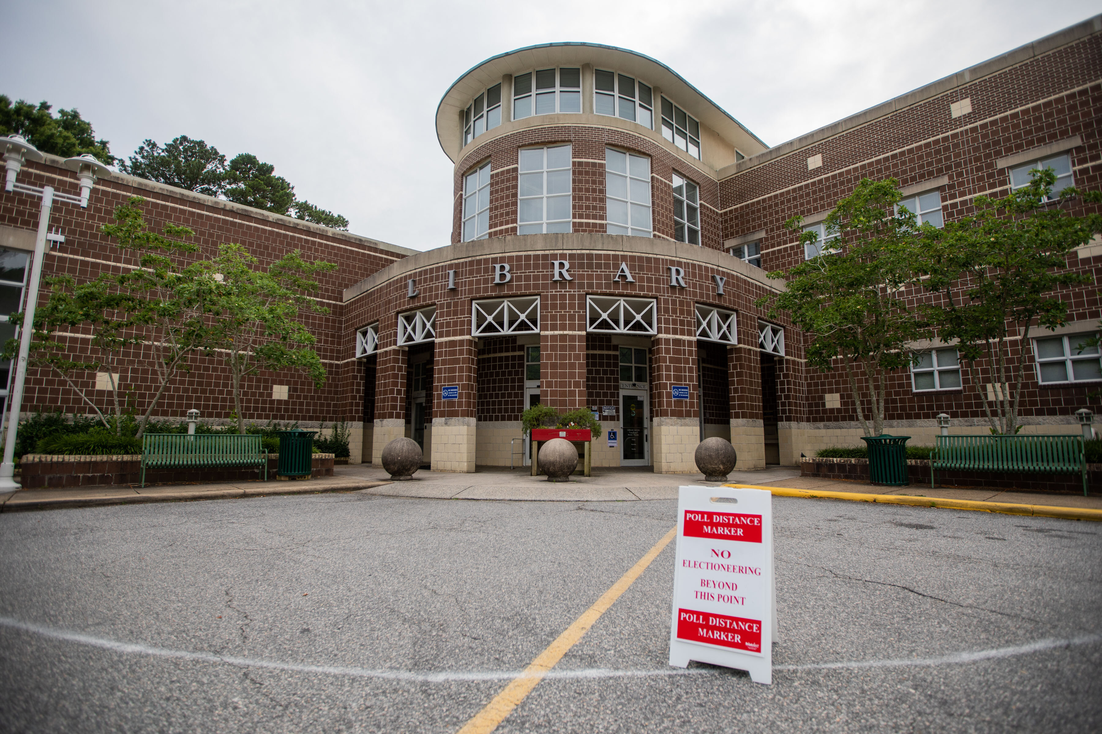 Chesapeake Central Library renamed to honor former library director ...