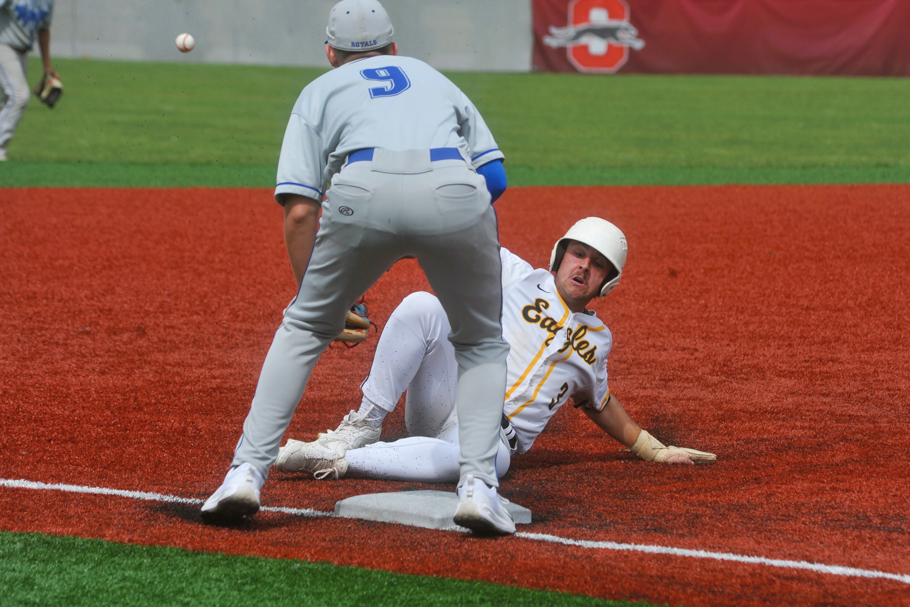 Zizzo sparks walk-off for Colonel Crawford over Wynford in districts