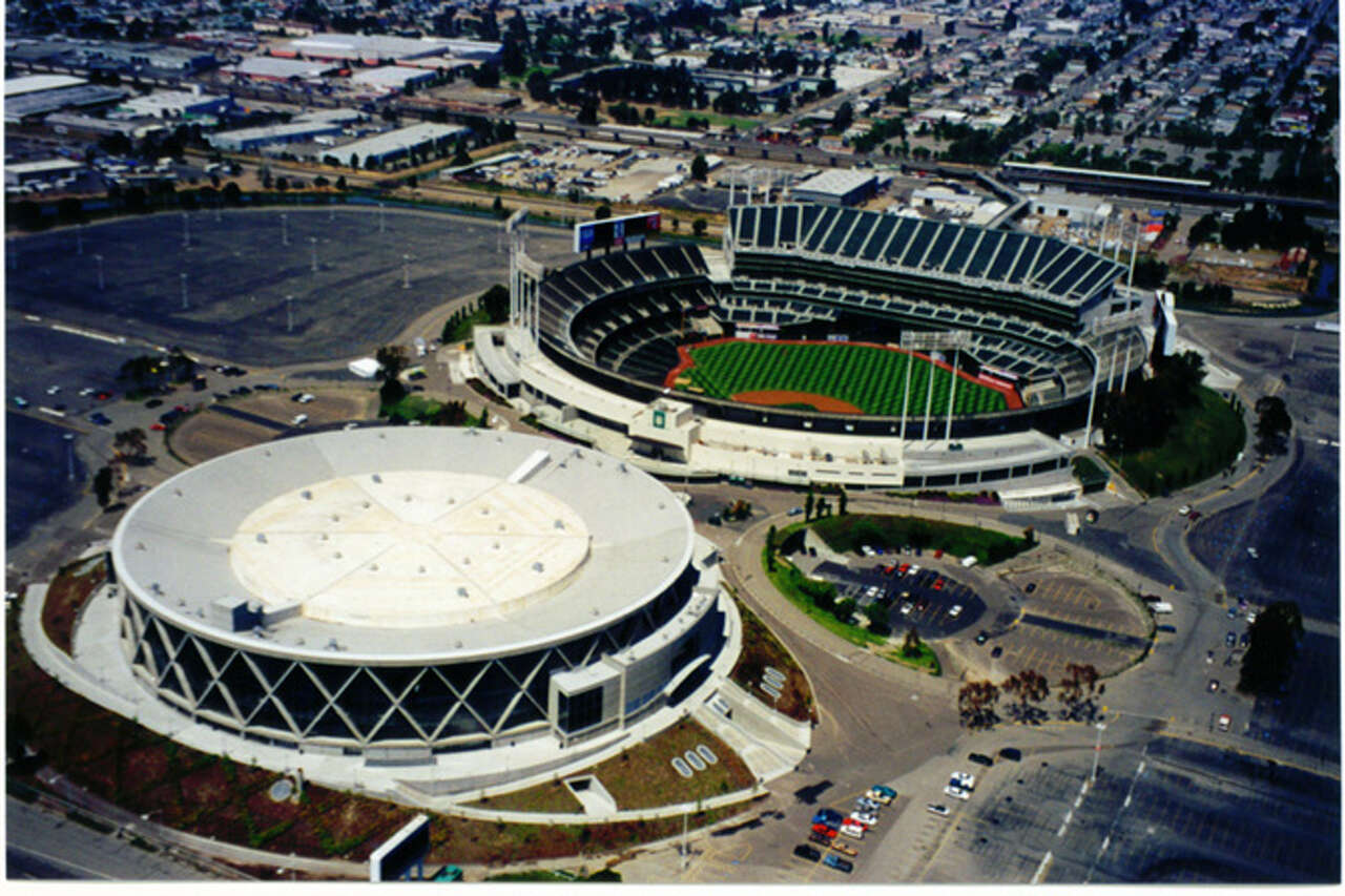 Private equity-backed developer in talks to buy Oakland Arena from ...