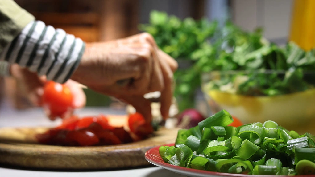 Families embrace 'Sunday reset' rituals to ease weeknight stress