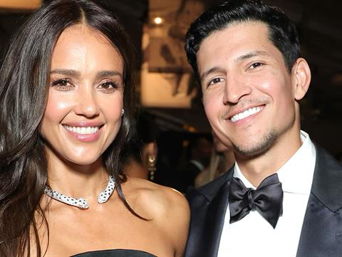 Jessica Alba and boyfriend Danny Ramirez enjoy steamy beach date in Miami