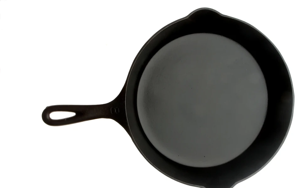 Cast iron vs stainless steel for perfect cooking