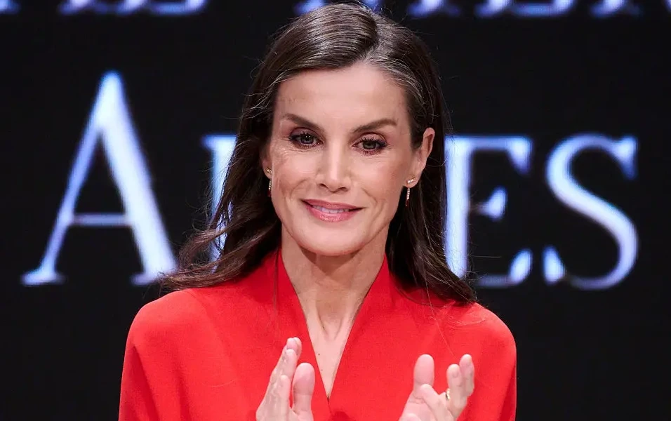Queen Letizia revives 'Letizia red' in bold Toledo debut