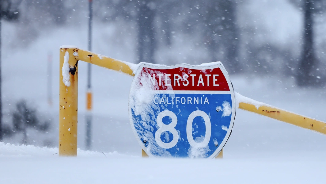 Late-spring Sierra storm closes Tioga Pass, major routes