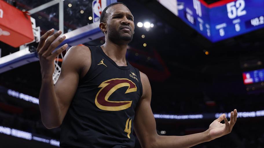 Cavs owner's message has fans wondering about Evan Mobley's future