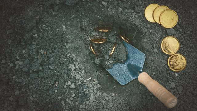 141 gold Roman coins in remarkably good condition discovered at ...