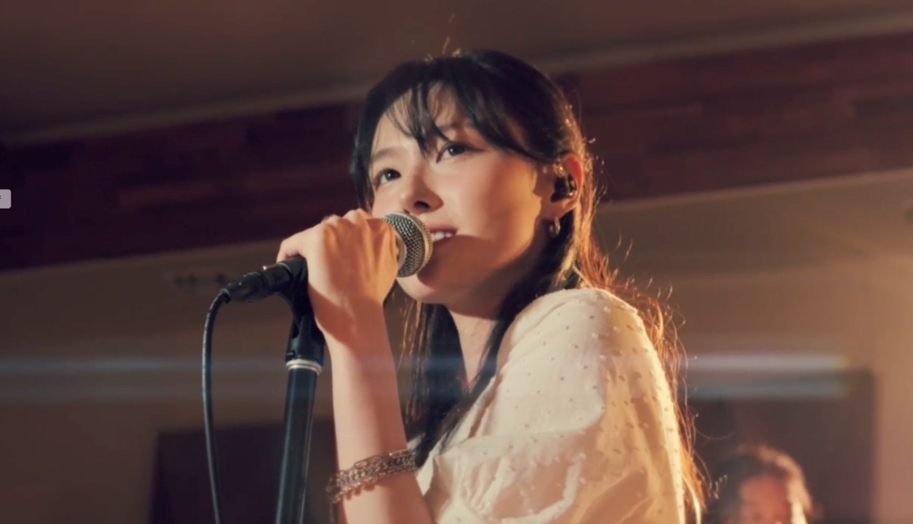 WeJiSu (WeJiSu), a female rock singer with ‘pure visuals and powerful ...