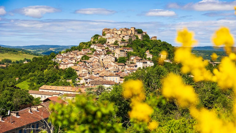 On trouve 11 des plus beaux villages de France dans ce département ...