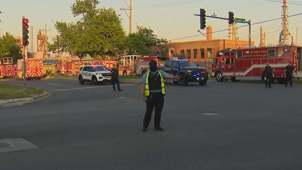 Investigation underway after explosion, fire at Stickney-Cicero border ...