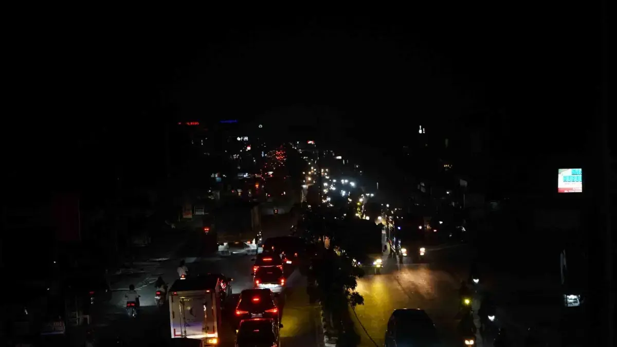 Pakar tenaga listrik ITB: Faktor cuaca diduga picu blackout Sumatra