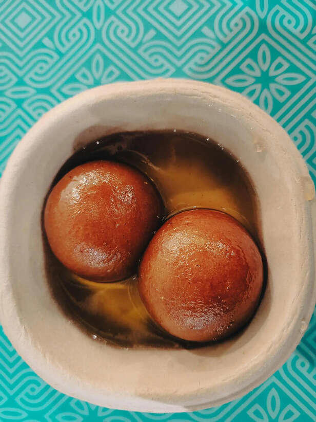 Japanese FM enjoying gulab jamun is winning hearts: 5 other world ...
