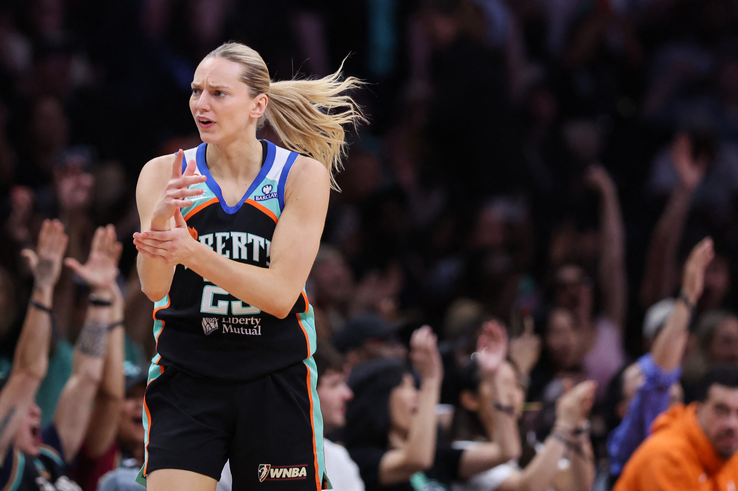 WNBA scores: Liberty beat Mercury behind strong third quarter