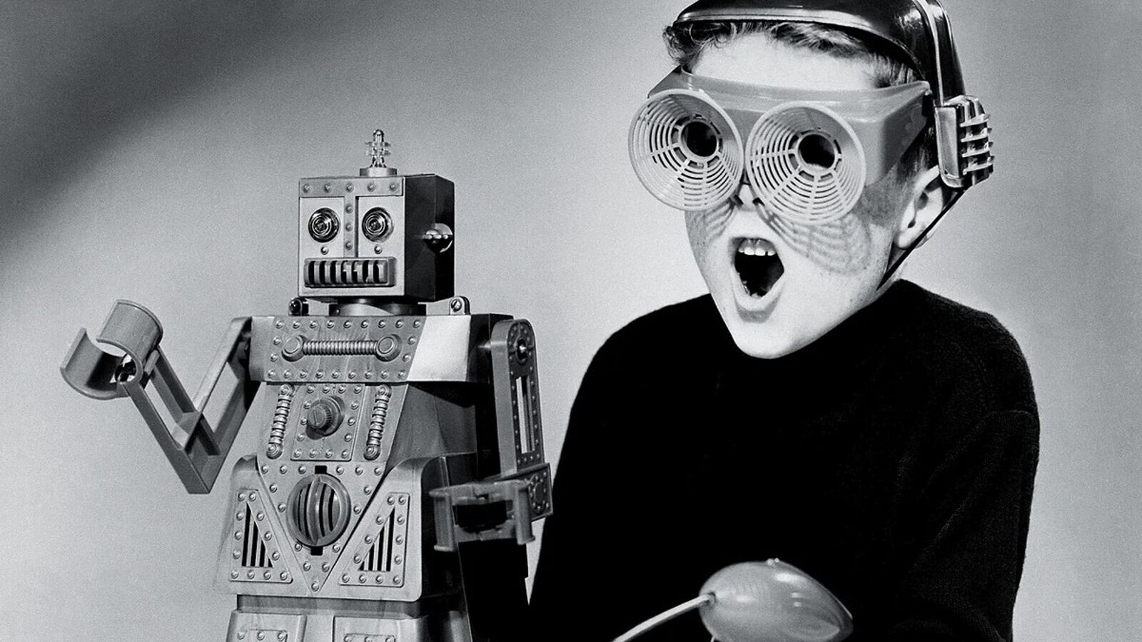 18 retro robots from back when they looked like tin