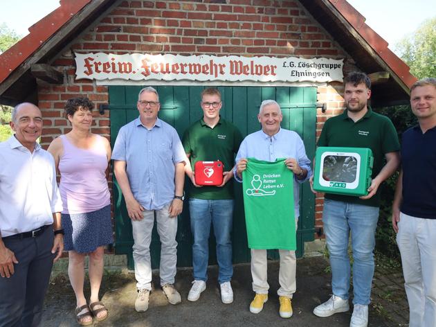 Dorf sammelt Spenden für Defibrillator – "Diese Summe bekommen wir ...