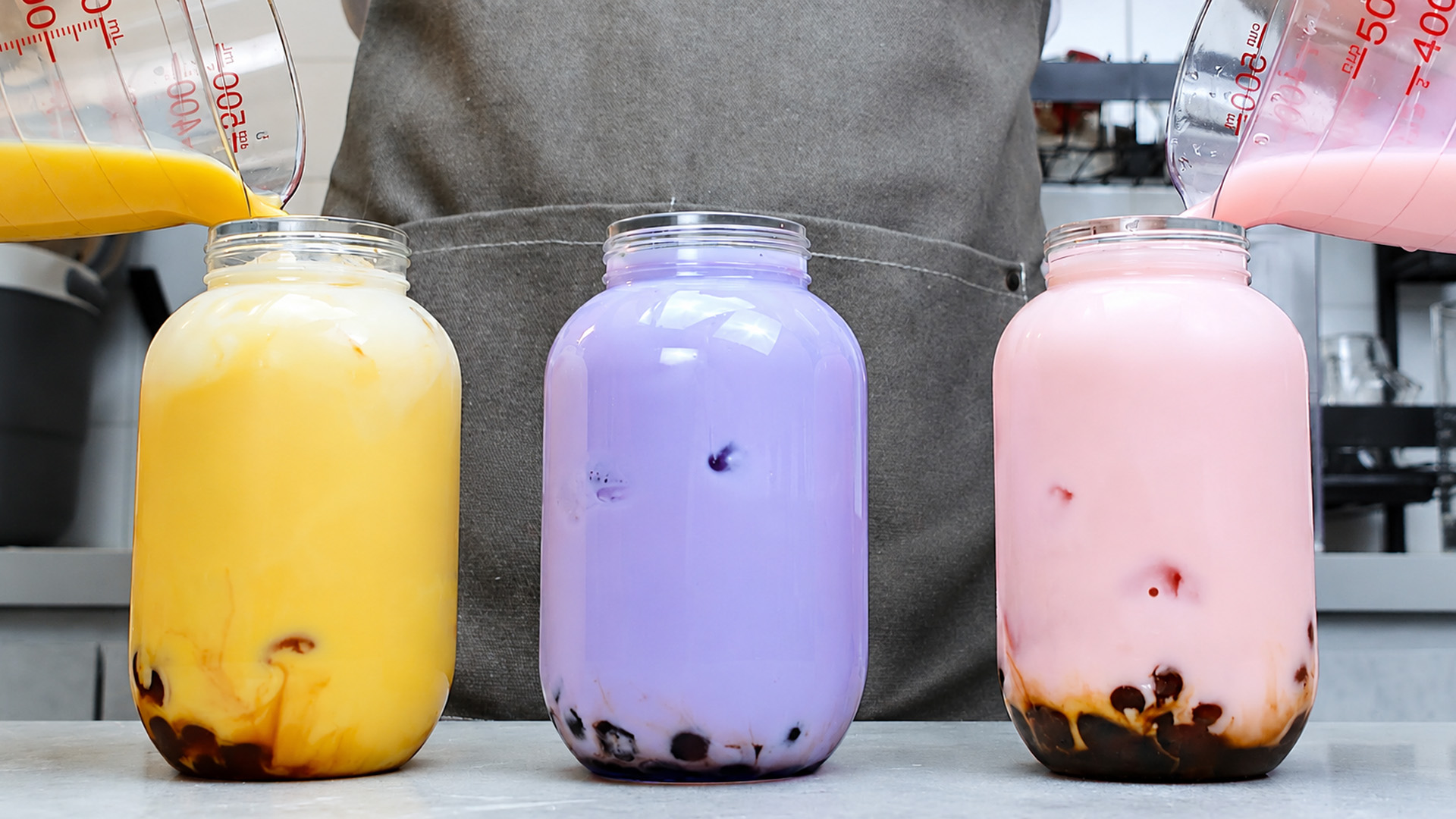 Bubble tea-latte en traditionele thee, 30 minuten cafévlog ASMR