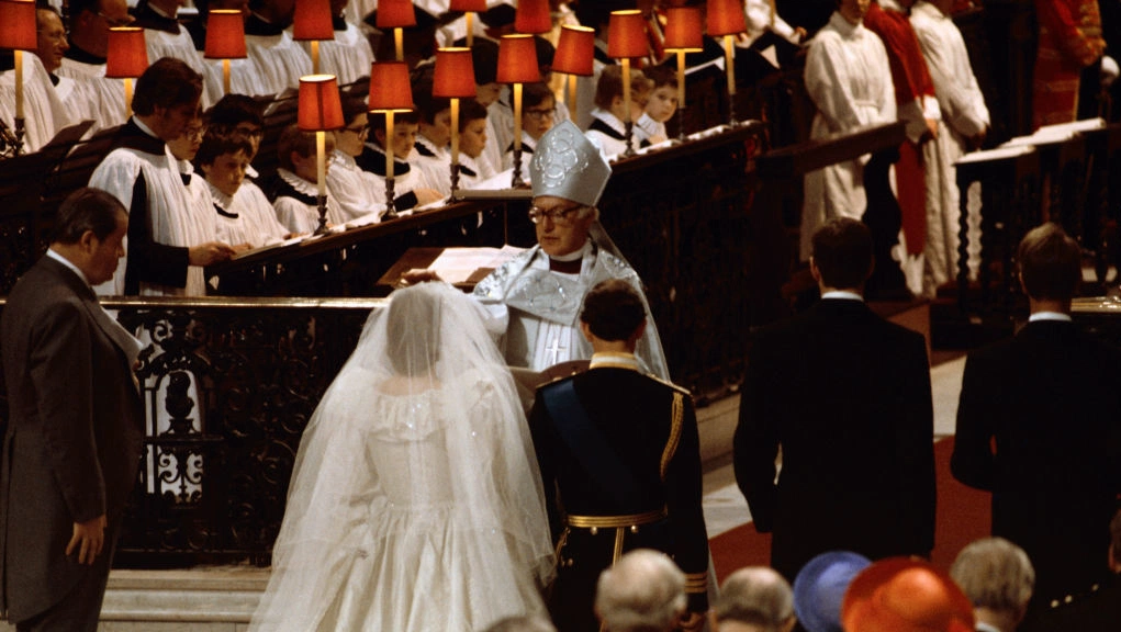 Princess Diana’s honeymoon letter reveals early marital optimism