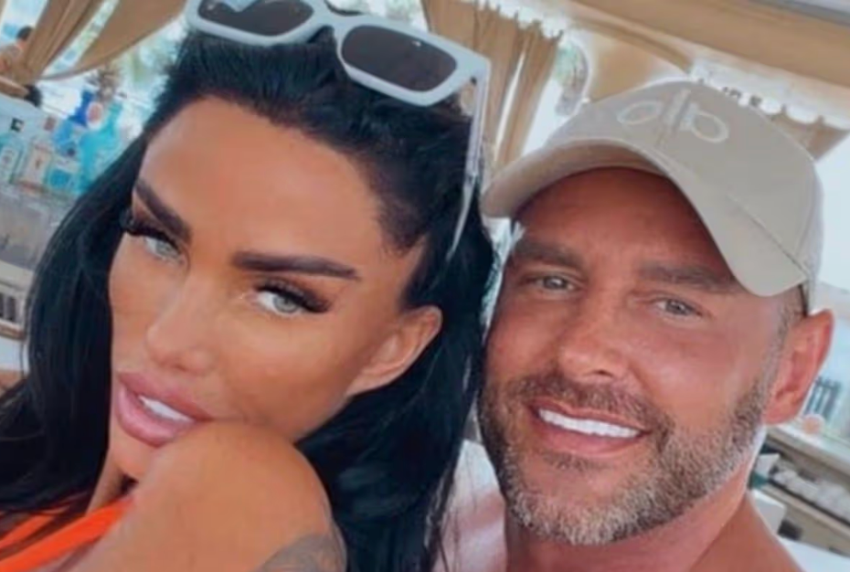 Katie Price confronts 'detained' husband over phone activity in update