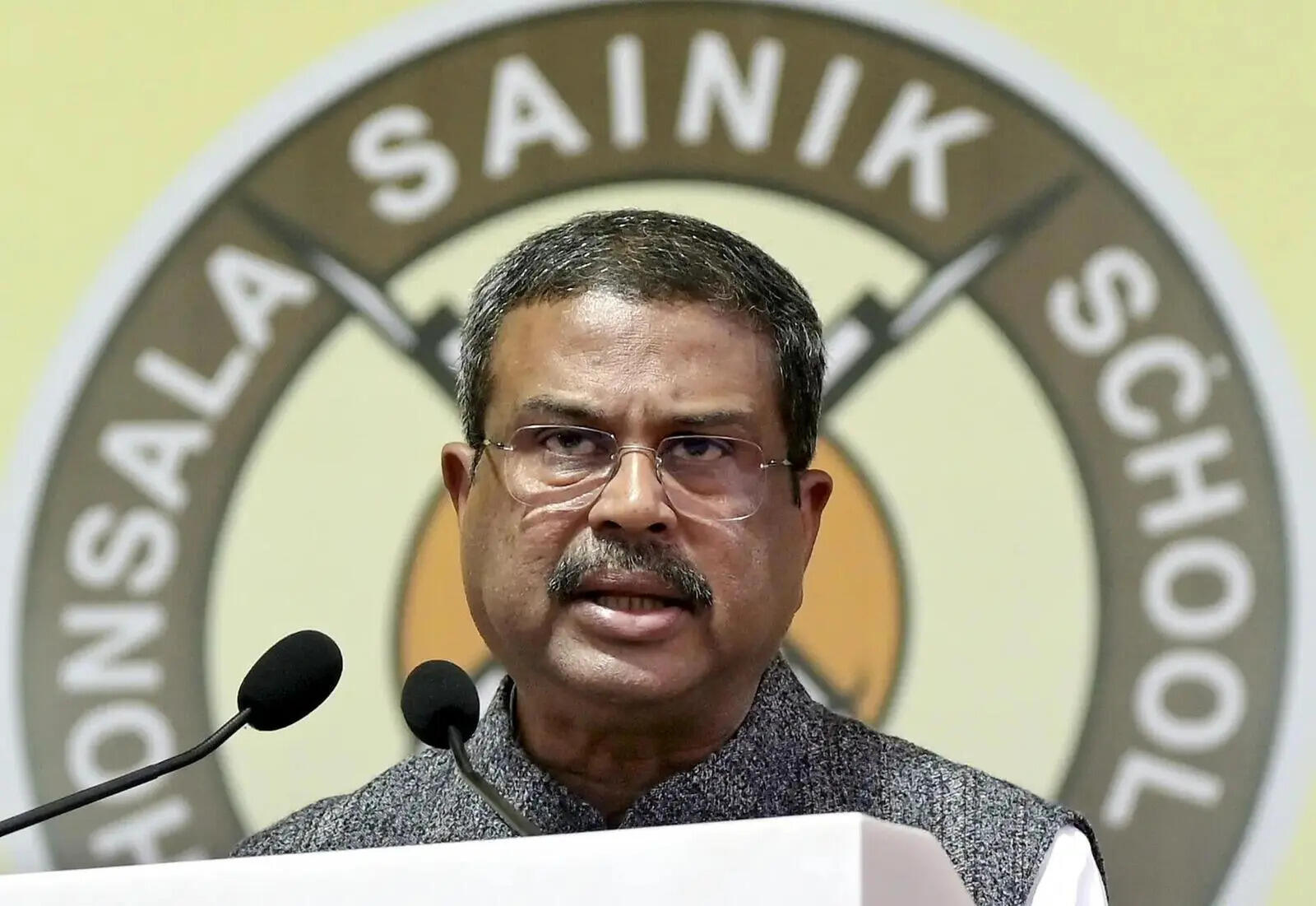 CBSE exam discrepancy claims: Dharmendra Pradhan issues clarification ...