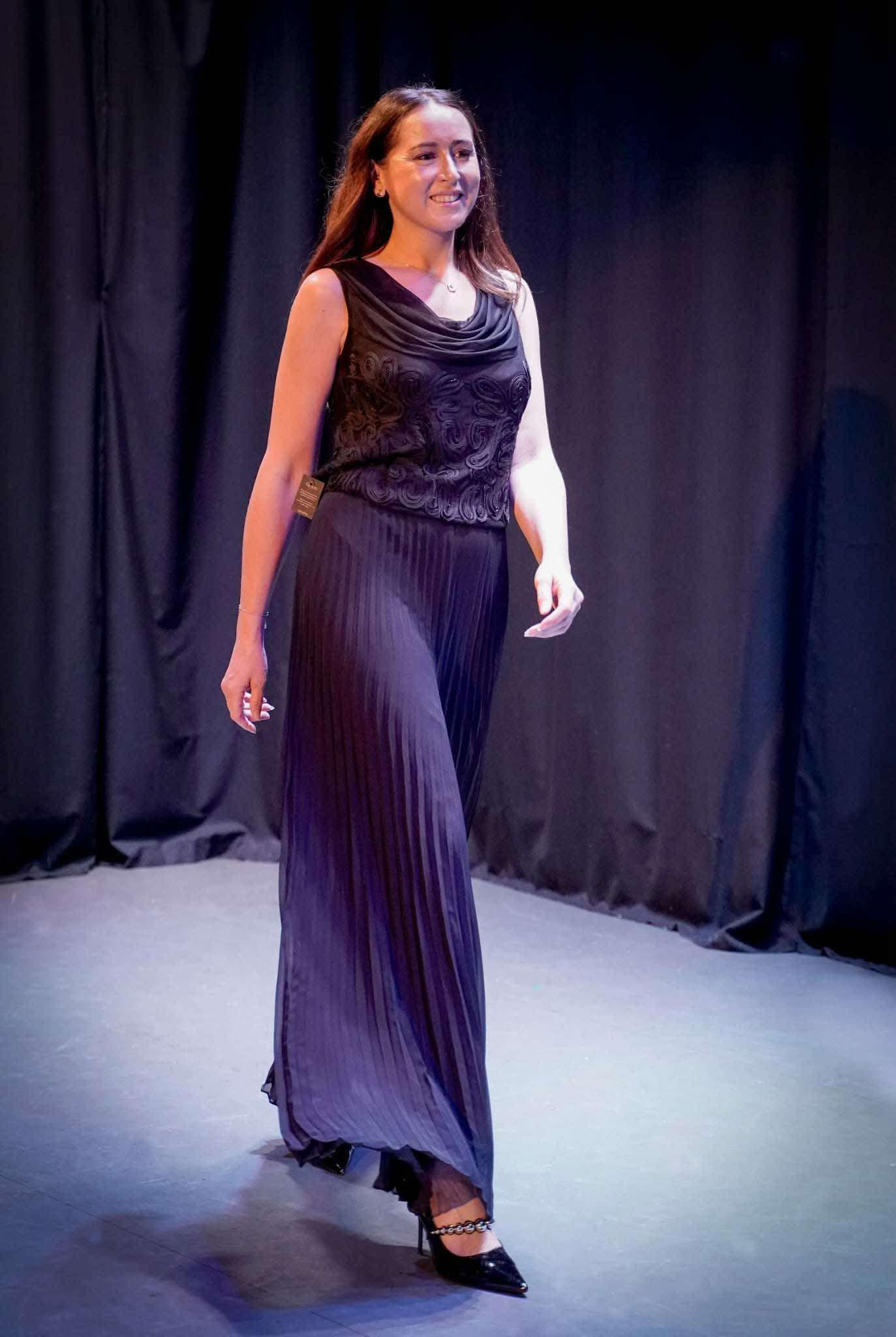 Doncaster beauty queen supports RSPCA Doncaster and Rotherham District ...