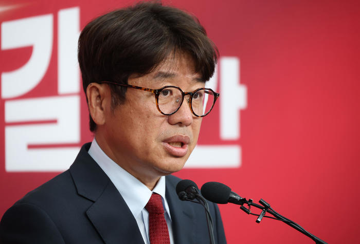유의동, 황교안에 단일화 촉구 “흩어진 보수 하나로 모아야”