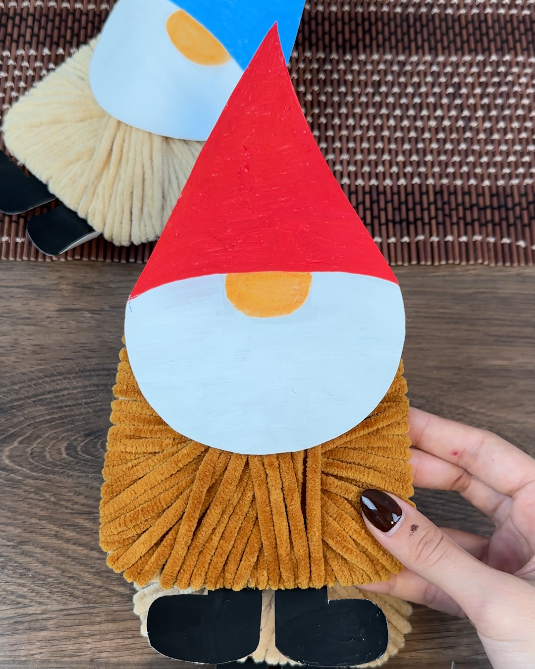 Adorable gnome crafts with yarn🧶