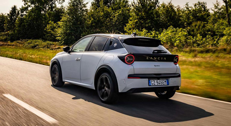 Lancia Ypsilon Turbo, el modelo de acceso de una marca que despega