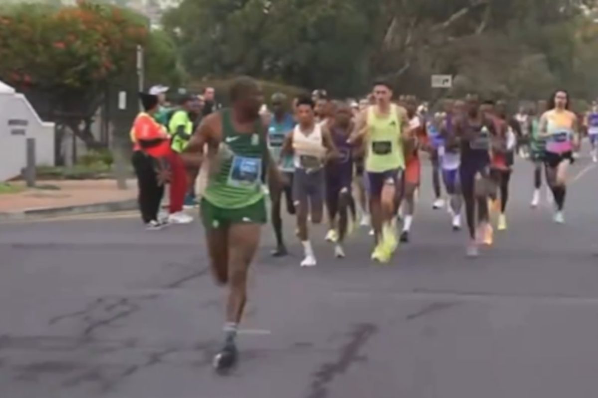 Cape Town Marathon controversy as rogue runner leads elite field – Latest
