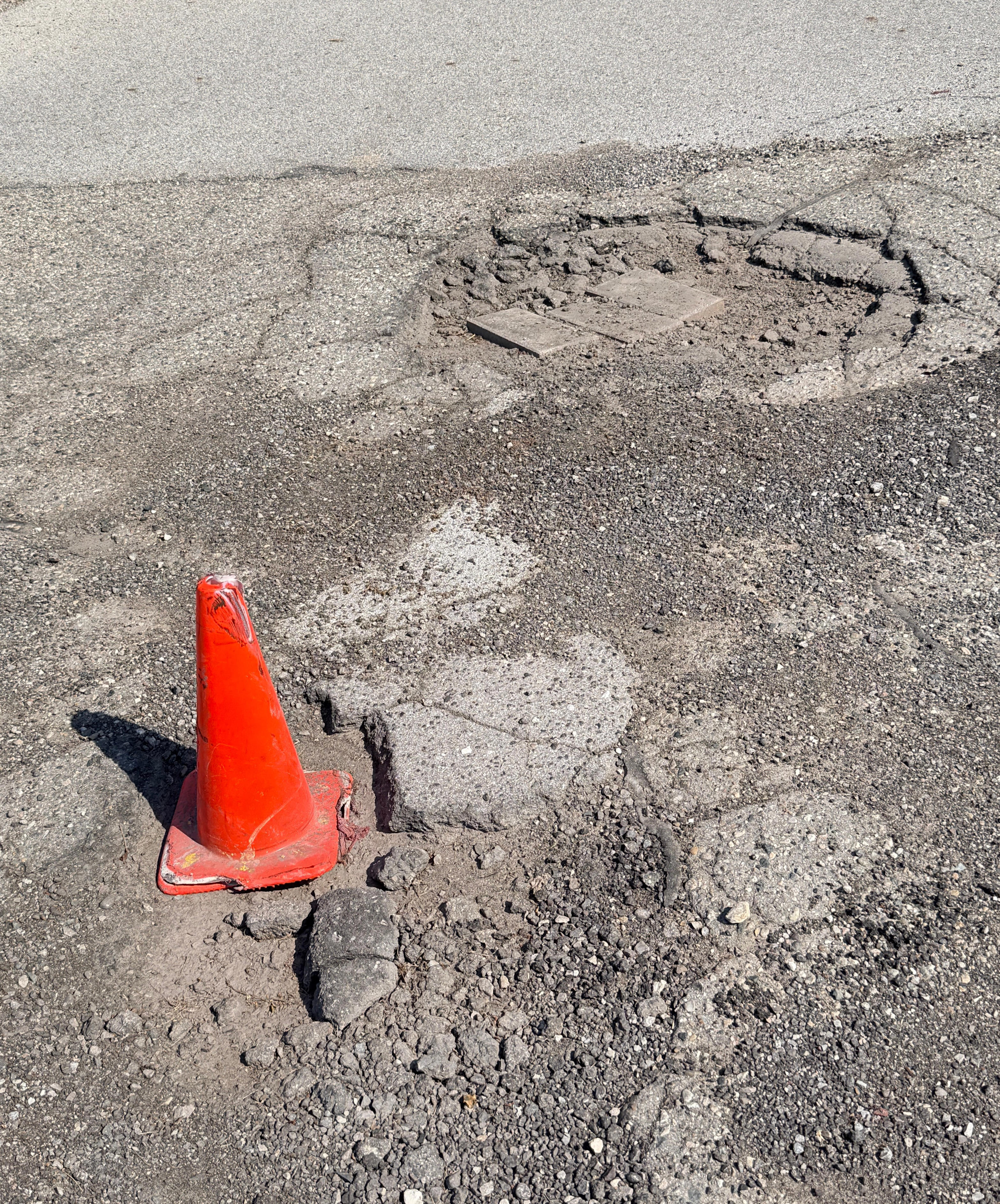 New York filled 250,000 potholes in one month, Hochul says