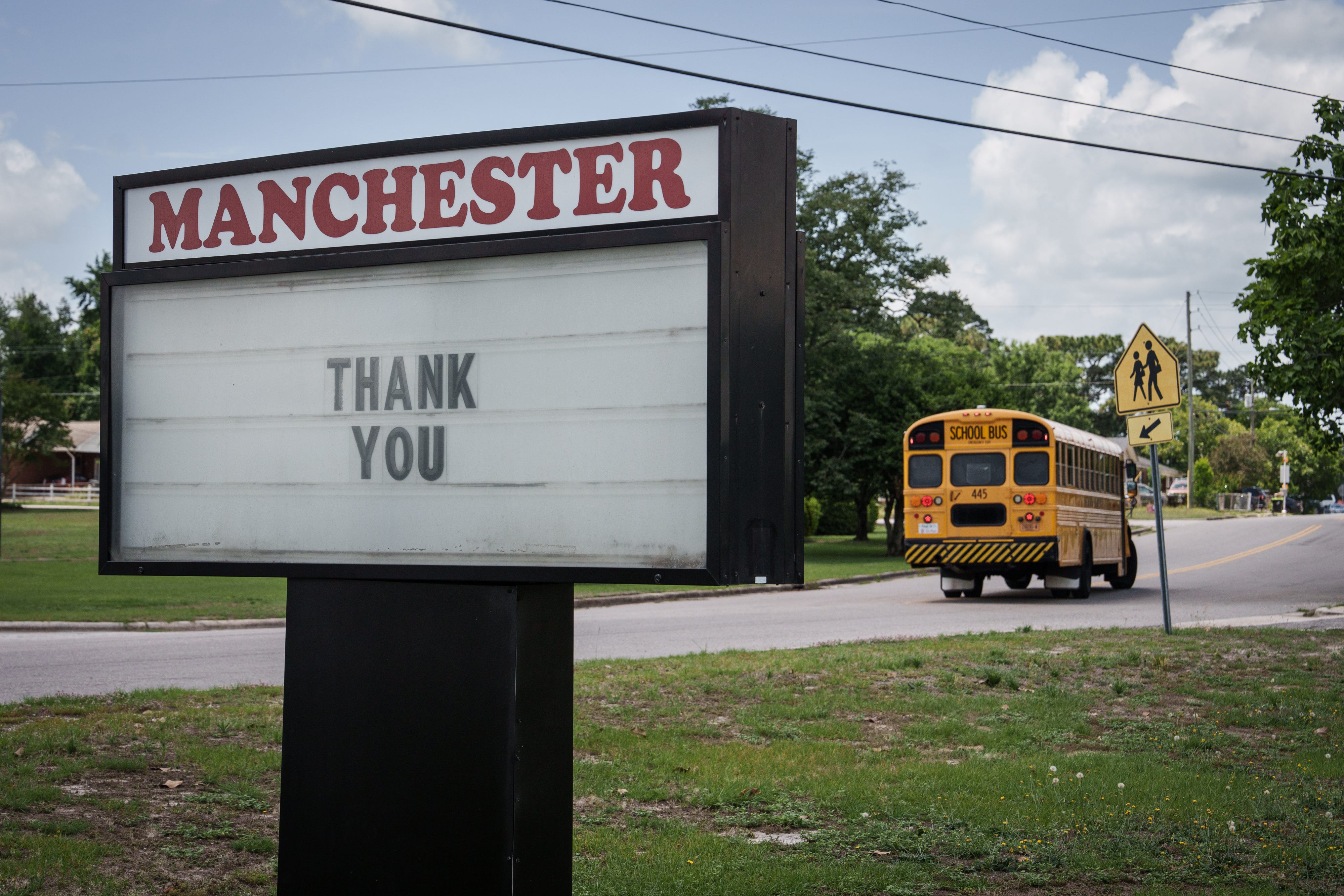 End of an era as Manchester Elementary in Spring Lake marks its final day