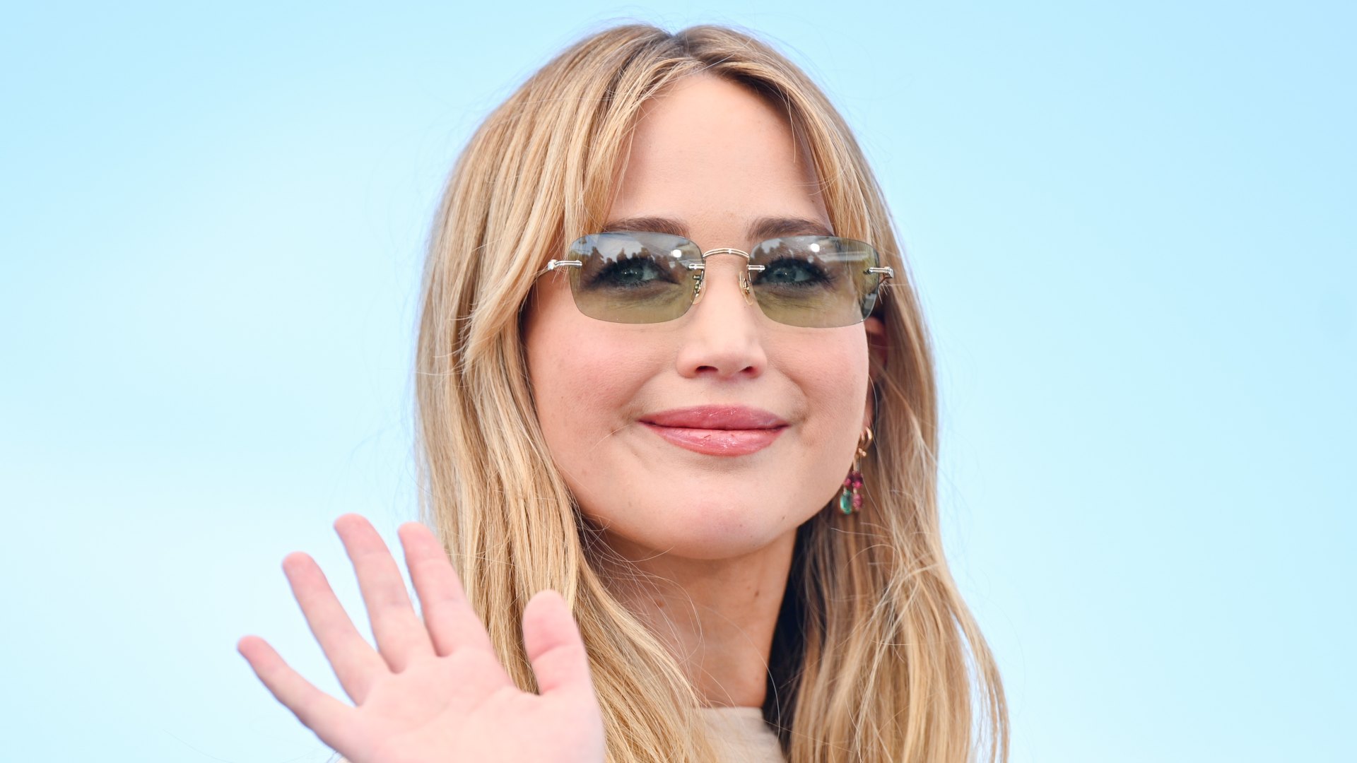 Jennifer Lawrence's colorful flats style put boring white sneakers to shame