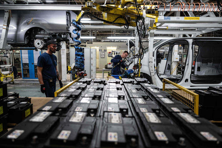 Stellantis’s commercial-vehicle unit to launch 11 new models by 2030