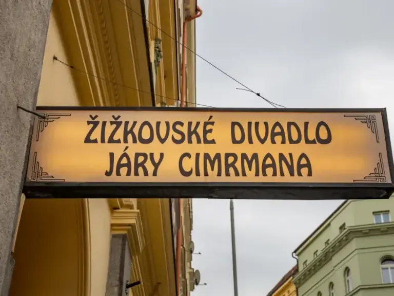 Zemřel Jan Hraběta, dlouholetý herec divadla Járy Cimrmana. Bylo mu 86 let