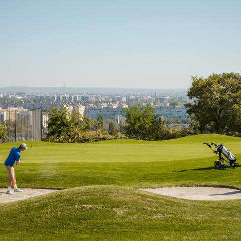 Több mint golfklub: közösségi élmény budai panorámával a Continental ...