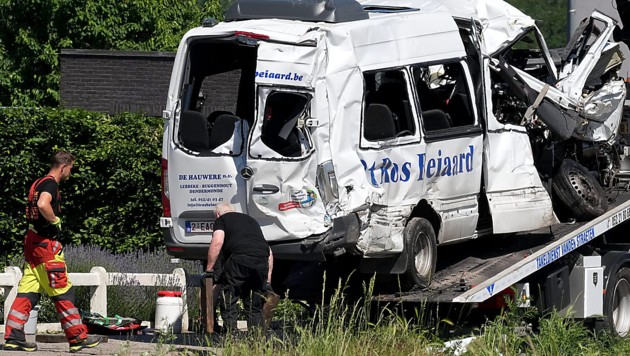 Fassungslosigkeit in Belgien: Warum bog Lenker ab?